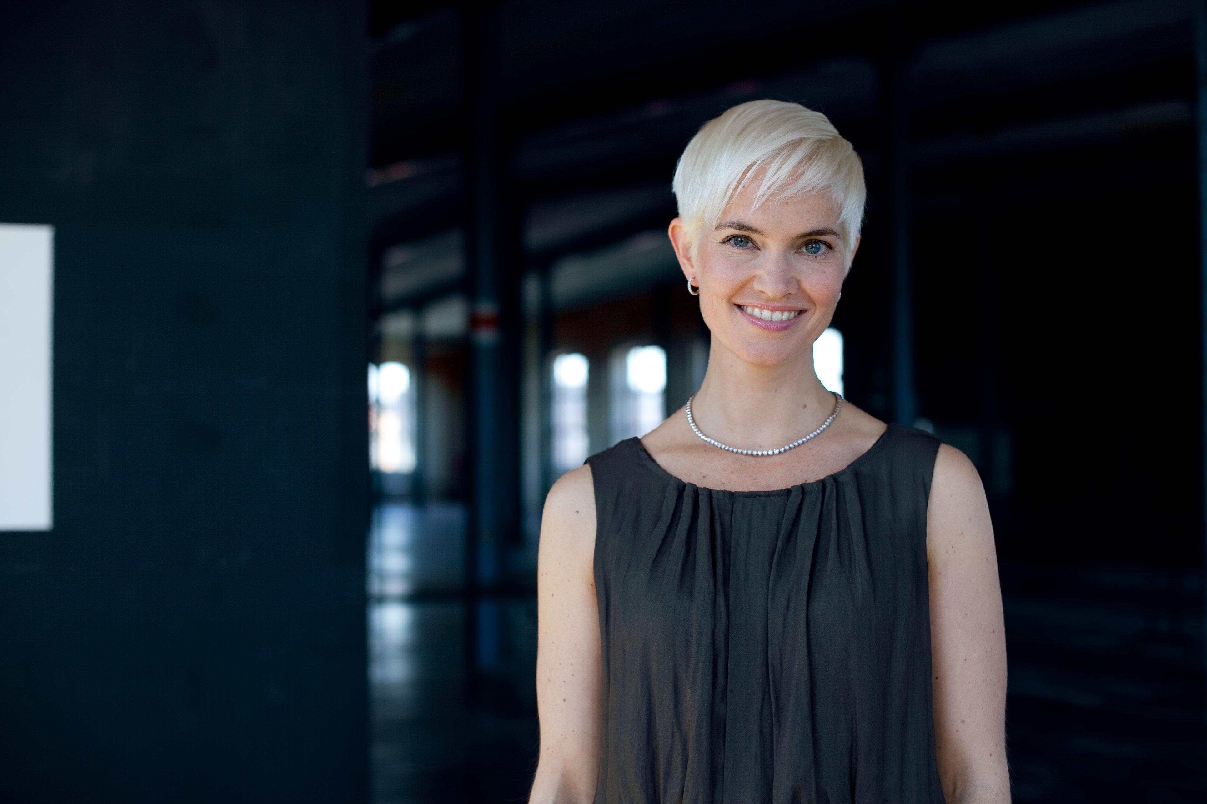 Off Stage – Julia Sophie Wagner
